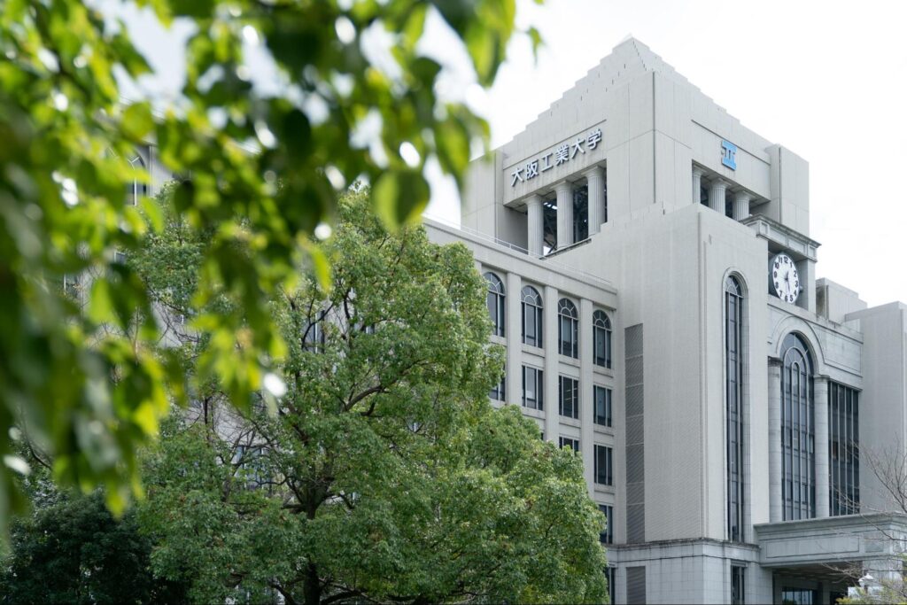 【UAA活用事例】大阪・大阪工業大学/ Unityを使ったライブ配信でオンライン授業に革命を起こす | ユニティ・テクノロジーズ・ジャパン株式会社